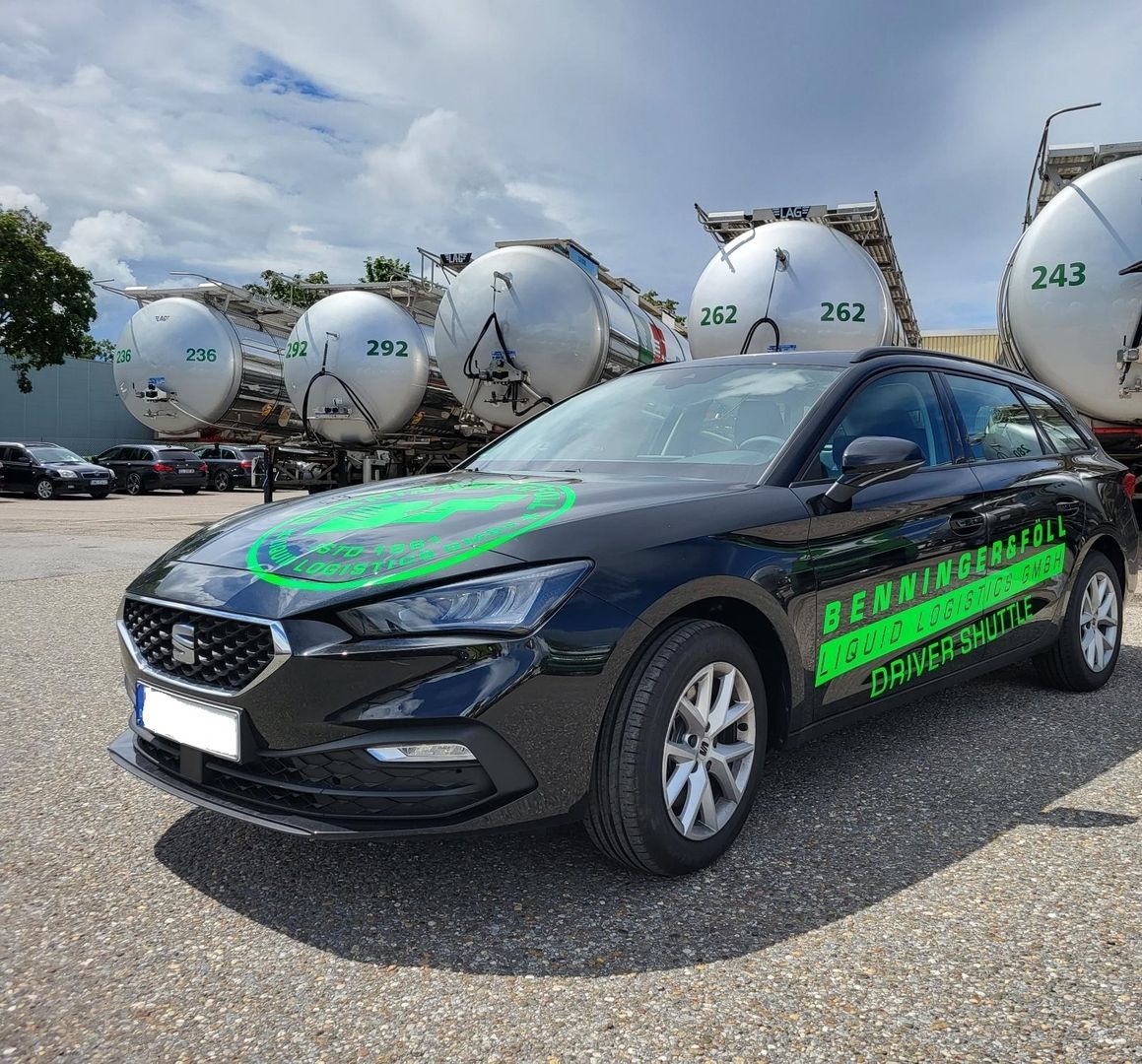 Fahrzeugflotte - über rund 70 ziehende Einheiten mit höchster Sicherheit und Zuverlässigkeit